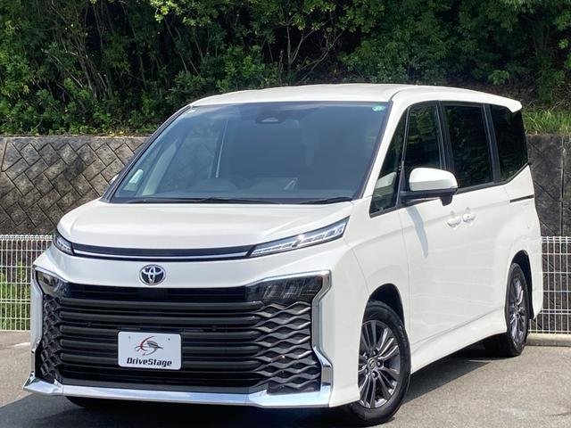 TOYOTA VOXY AT 2023 PEARL - AUTO EXPORT COMPANY